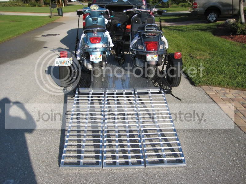 Modern Vespa : Kendon trailer with Condor wheel chocks...w/pics