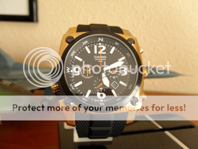 How to use an Analog watch (with no sensor) to tell direction ...