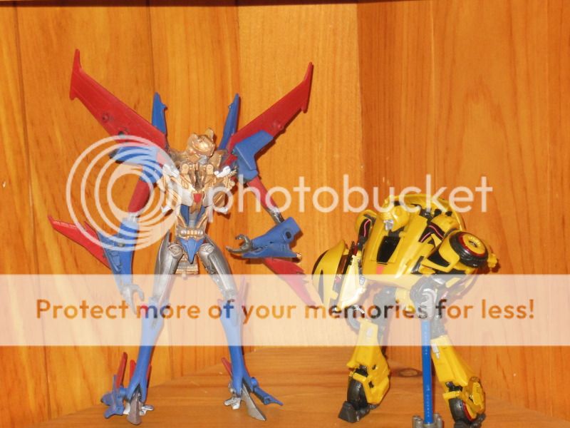 Minor/Repaint: - Robots in Disguise Metalhawk (Voyager) | TFW2005 - The ...